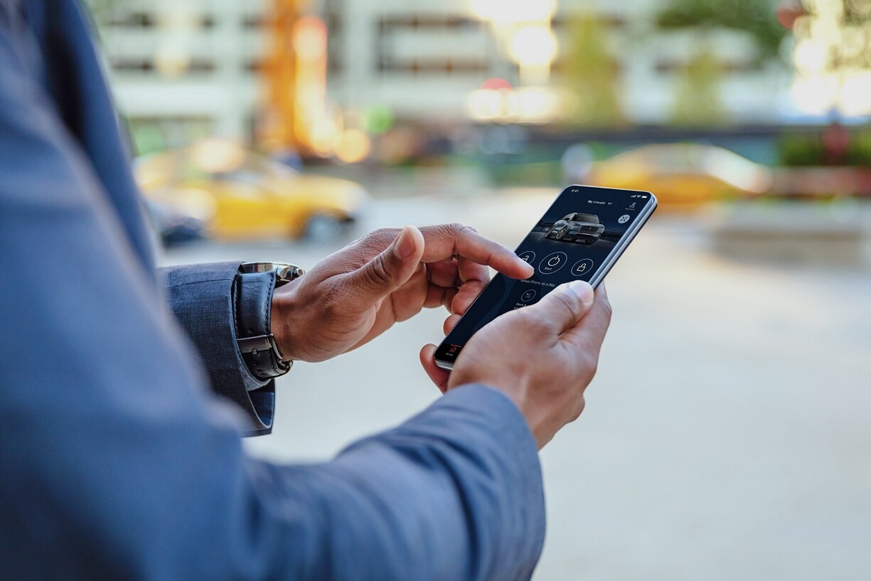 Lincoln Connected Services | Technology