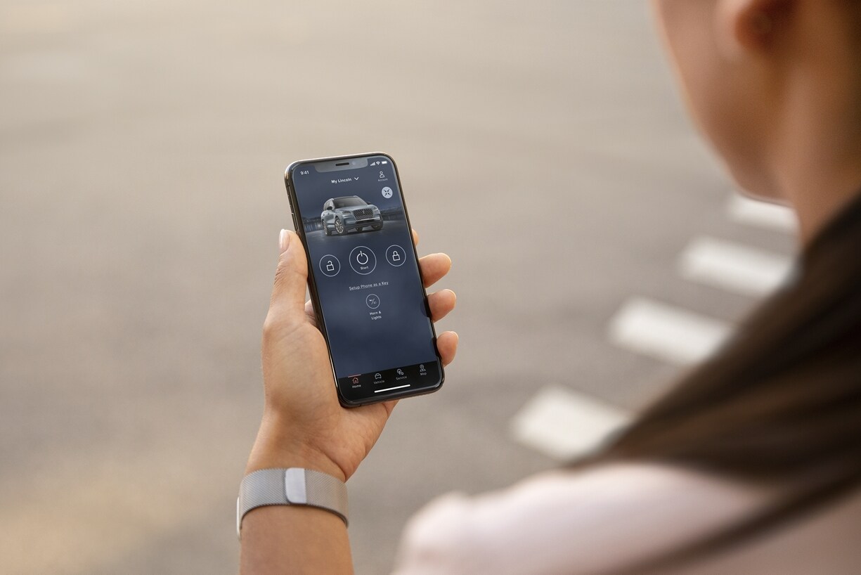 Lincoln Connected Services | Technology