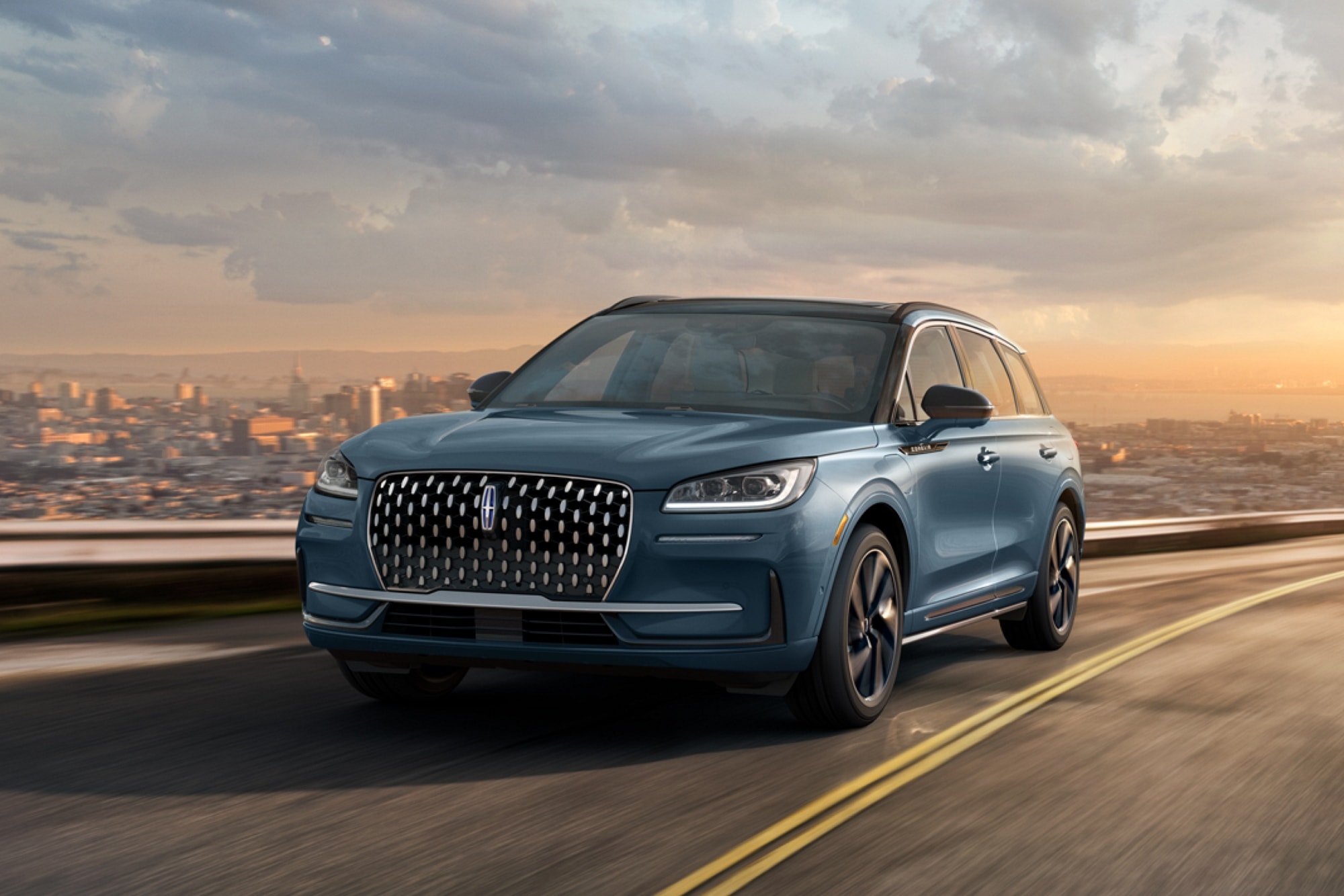 Lincoln Hybrid Electric Vehicles | Performance With Efficiency