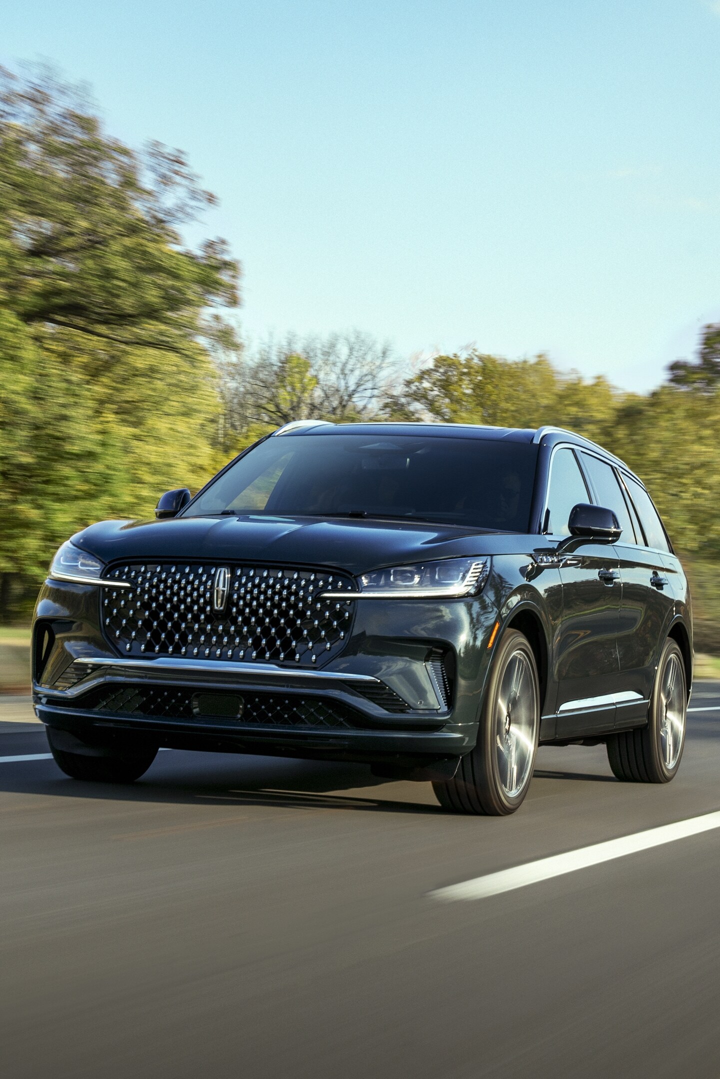 Introducing The New 2025 Lincoln Aviator® Three-Row Midsize Luxury SUV