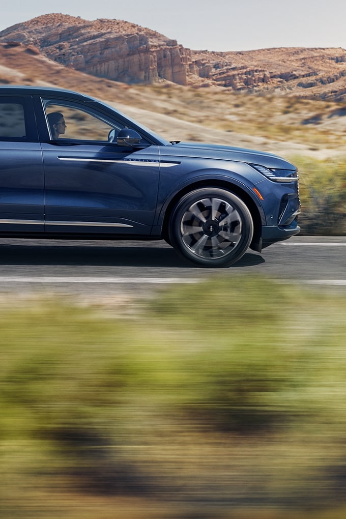 2024 Lincoln Nautilus® SUV Premiere Detailed Specifications