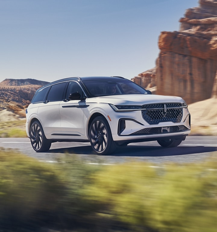 2025 Lincoln Nautilus® SUV Photo & Video Gallery 2025 Lincoln Nautilus® SUV Photo & Video Gallery