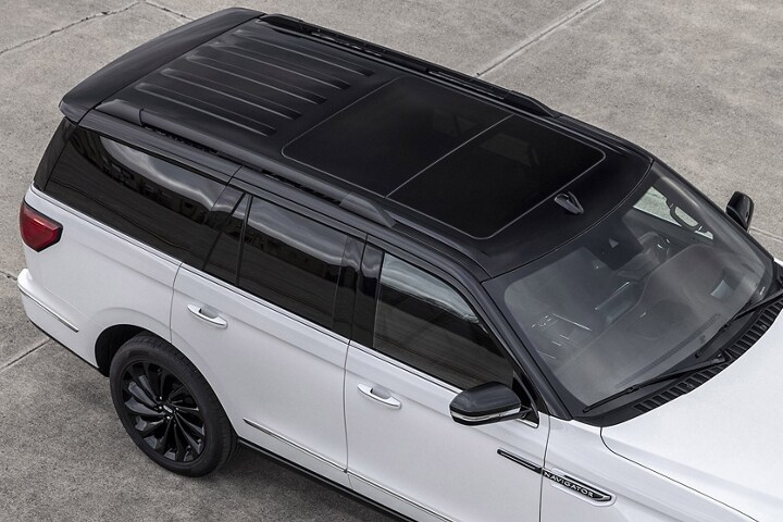 2021 Lincoln® Black Label Navigator Themes Gallery